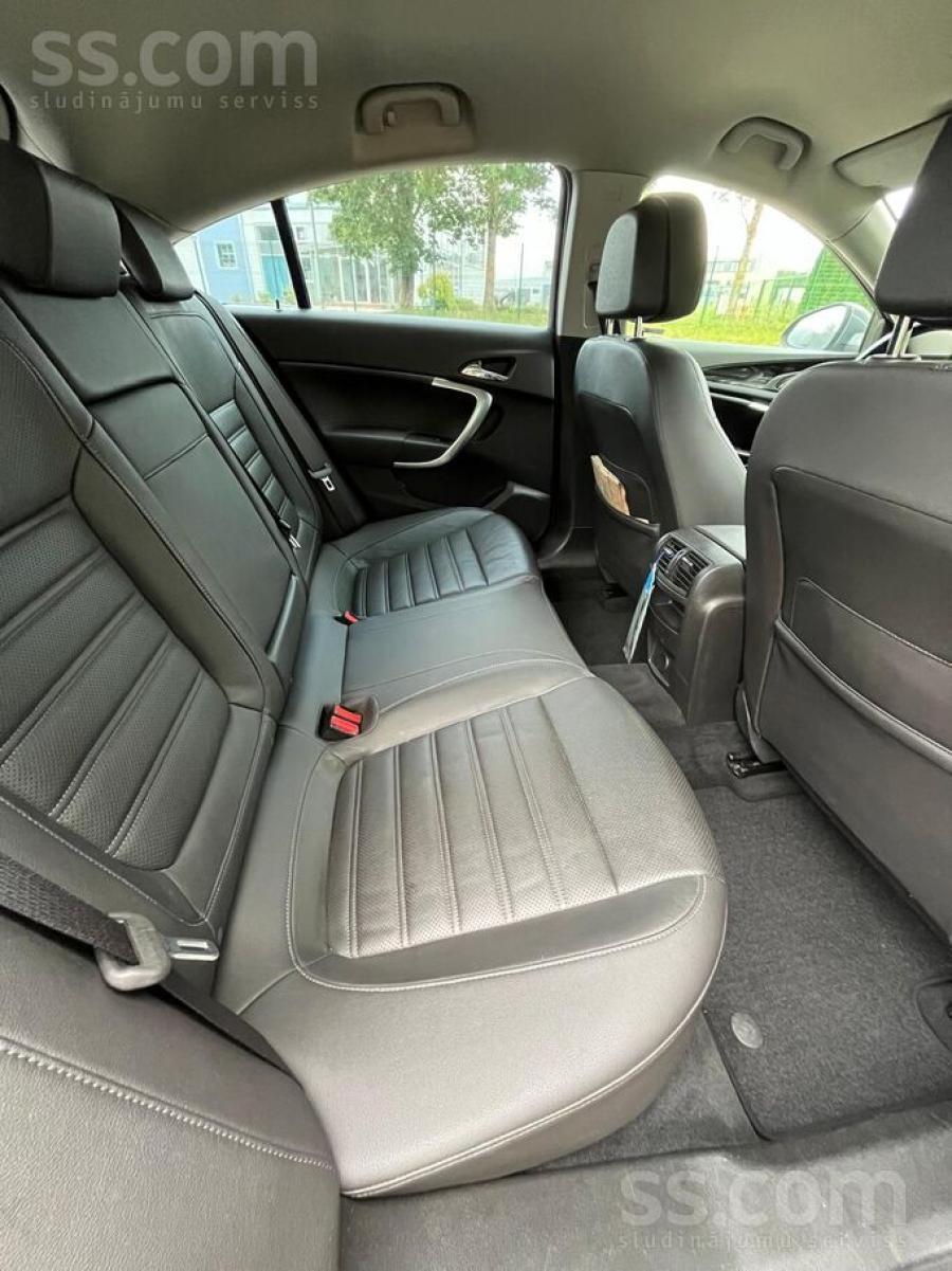Pelēks Opel Insignia 2016 Rīga, ar dzinēja tilpumu 1.60 L un nobraukumu 252 tūkst. km par 7000 €, foto 13 vietnē AUTOMOTO.COM.LV