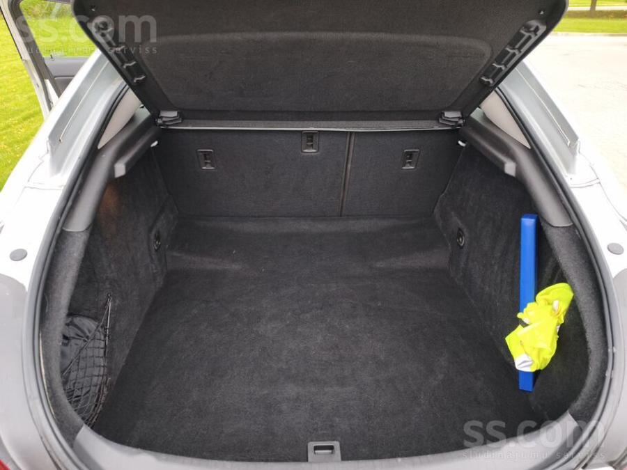 Pelēks Opel Insignia 2016 Liepāja, ar dzinēja tilpumu 1.60 L un nobraukumu 99 tūkst. km par 6350 €, foto 17 vietnē AUTOMOTO.COM.LV