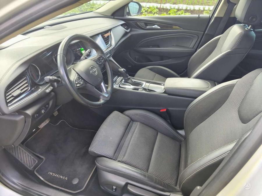 Pelēks Opel Insignia 2017 Klaipėda, ar dzinēja tilpumu 1.60 L un nobraukumu 156 tūkst. km par 8400 €, foto 21 vietnē AUTOMOTO.COM.LV