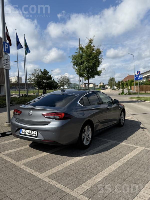 Pelēks Opel Insignia 2017 Rīga, ar dzinēja tilpumu 1.60 L un nobraukumu 194 tūkst. km par 8695 €, foto 4 vietnē AUTOMOTO.COM.LV