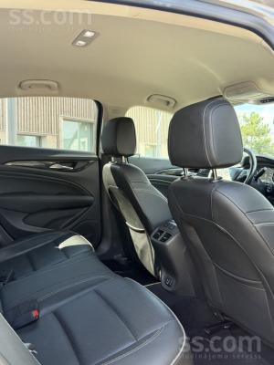 Pelēks Opel Insignia 2017 Rīga, ar dzinēja tilpumu 1.60 L un nobraukumu 194 tūkst. km par 8695 €, foto 6 vietnē AUTOMOTO.COM.LV