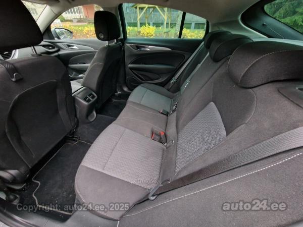 Grey Opel Insignia 2018 in Tallinn, with an engine capacity of 1.50 L and mileage of 115 thousand km for 12900 €, photo 11 on AUTOMOTO.COM.LV