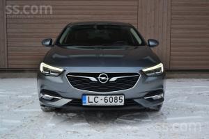 Grey Opel Insignia 2018 in Jelgava, with an engine capacity of 1.60 L and mileage of 151 thousand km for 9800 €, photo  on AUTOMOTO.COM.LV