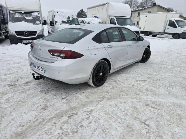 Pelēks Opel Insignia 2018 Tauragė, ar dzinēja tilpumu 1.60 L un nobraukumu 172 tūkst. km par 8200 €, foto 4 vietnē AUTOMOTO.COM.LV