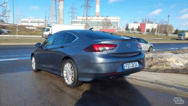 Grey Opel Insignia 2018 in Kaunas, with an engine capacity of 2.00 L and mileage of 283 thousand km for 9700 €, photo 6 on AUTOMOTO.COM.LV