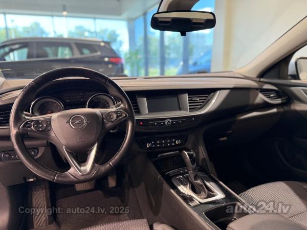 Опель Инсигния 2018 в Таллин на AUTOMOTO.COM.LV Серый Опель Инсигния 2018 в Таллин, объемом двигателя 1.50 л и пробегом 173 тыс. км за 9990 €, фото 8 на AUTOMOTO.COM.LV