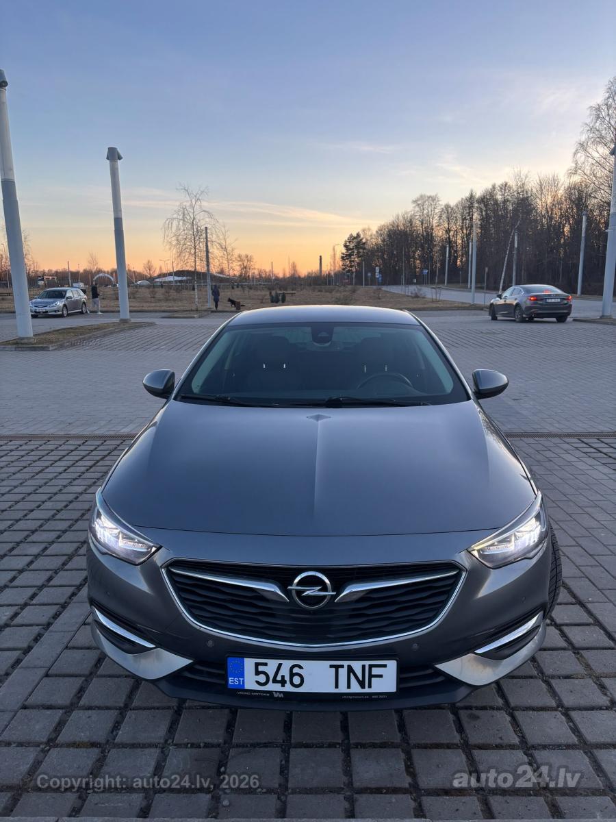Grey Opel Insignia 2018 in Tartu, with an engine capacity of 1.50 L and mileage of 171 thousand km for 11999 €, photo 6 on AUTOMOTO.COM.LV