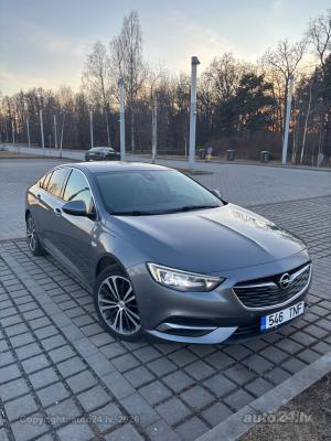 Grey Opel Insignia 2018 in Tartu, with an engine capacity of 1.50 L and mileage of 171 thousand km for 11999 €, photo 7 on AUTOMOTO.COM.LV