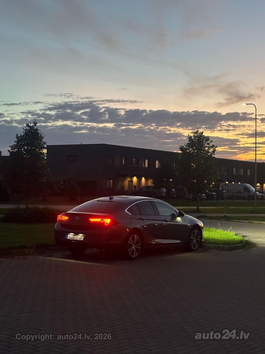 Grey Opel Insignia 2018 in Tartu, with an engine capacity of 1.50 L and mileage of 171 thousand km for 11999 €, photo 20 on AUTOMOTO.COM.LV