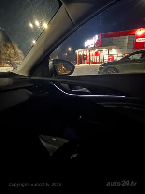 Grey Opel Insignia 2018 in Tartu, with an engine capacity of 1.50 L and mileage of 171 thousand km for 11999 €, photo 22 on AUTOMOTO.COM.LV