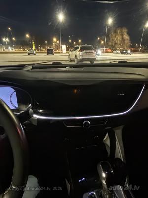 Grey Opel Insignia 2018 in Tartu, with an engine capacity of 1.50 L and mileage of 171 thousand km for 11999 €, photo 23 on AUTOMOTO.COM.LV