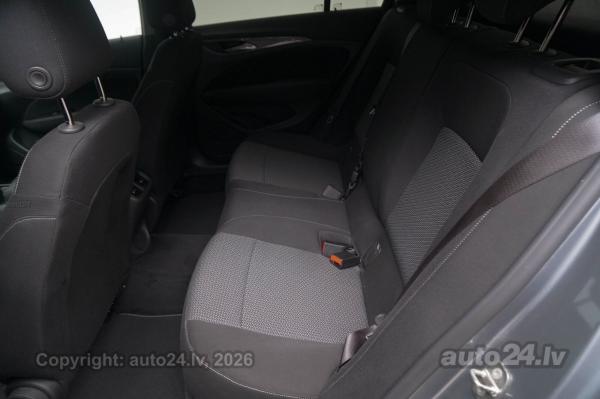 Pelēks Opel Insignia 2018 Tallina, ar dzinēja tilpumu 2.00 L un nobraukumu 178 tūkst. km par 9990 €, foto 11 vietnē AUTOMOTO.COM.LV