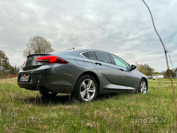Grey Opel Insignia 2019 in Tallinn, with an engine capacity of 1.50 L and mileage of 127 thousand km for 11900 €, photo 2 on AUTOMOTO.COM.LV