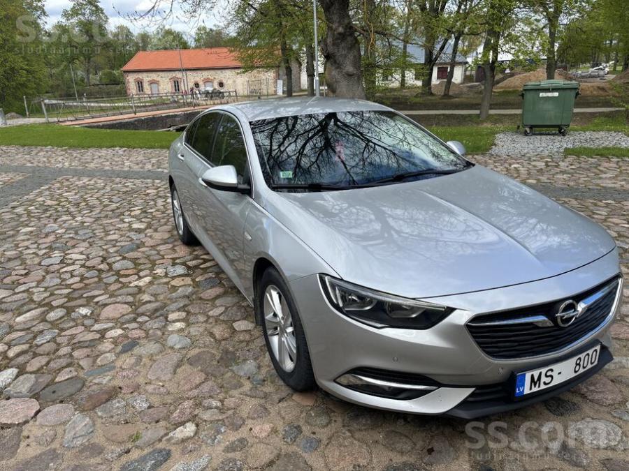 Pelēks Opel Insignia 2019 Jēkabpils, ar dzinēja tilpumu 1.60 L un nobraukumu 175 tūkst. km par 9980 €, foto 4 vietnē AUTOMOTO.COM.LV