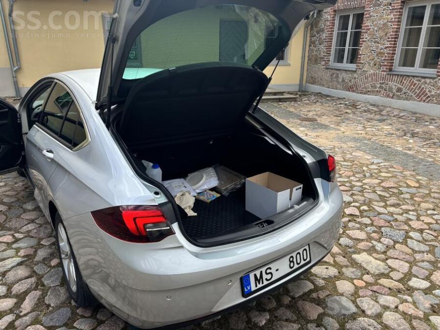 Pelēks Opel Insignia 2019 Jēkabpils, ar dzinēja tilpumu 1.60 L un nobraukumu 175 tūkst. km par 9980 €, foto 9 vietnē AUTOMOTO.COM.LV