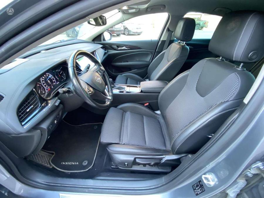 Grey Opel Insignia 2019 in Klaipeda, with an engine capacity of 1.96 L and mileage of 154 thousand km for 14500 €, photo 8 on AUTOMOTO.COM.LV