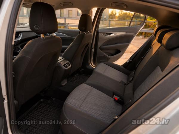 Grey Opel Insignia 2019 in Tartu, with an engine capacity of 1.50 L and mileage of 79 thousand km for 12999 €, photo 9 on AUTOMOTO.COM.LV