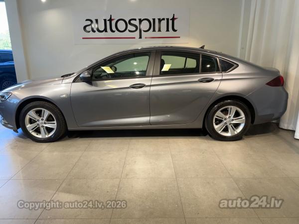 Grey Opel Insignia 2019 in Tallinn, with an engine capacity of 1.50 L and mileage of 105 thousand km for 12990 €, photo 4 on AUTOMOTO.COM.LV