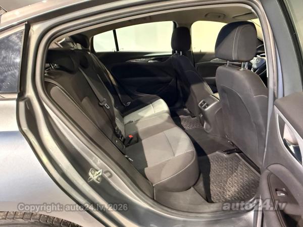 Grey Opel Insignia 2019 in Tallinn, with an engine capacity of 1.50 L and mileage of 105 thousand km for 12990 €, photo 11 on AUTOMOTO.COM.LV