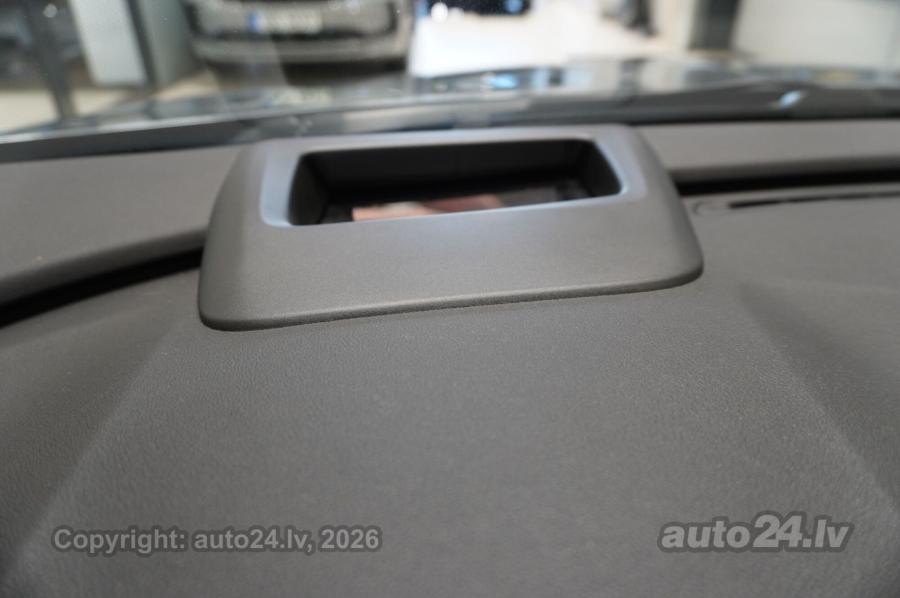 Grey Opel Insignia 2019 in Tallinn, with an engine capacity of 1.60 L and mileage of 45 thousand km for 16500 €, photo 25 on AUTOMOTO.COM.LV