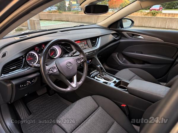 Grey Opel Insignia 2019 in Tallinn, with an engine capacity of 1.50 L and mileage of 127 thousand km for 12990 €, photo 10 on AUTOMOTO.COM.LV