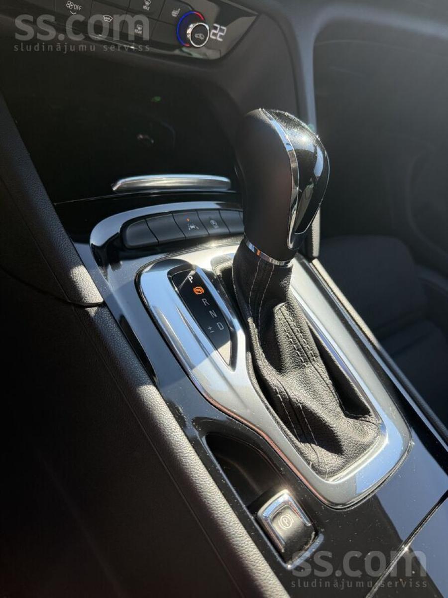 Pelēks Opel Insignia 2020 Rīga, ar dzinēja tilpumu 2.00 L un nobraukumu 107 tūkst. km par 13750 €, foto 17 vietnē AUTOMOTO.COM.LV