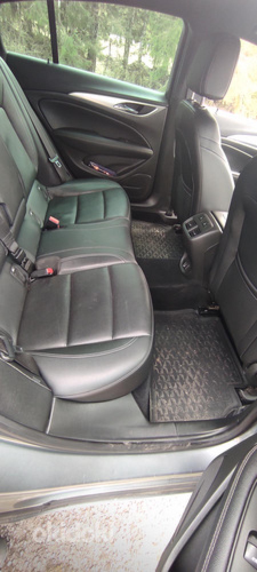 Grey Opel Insignia 2020 in Rapla, with an engine capacity of 1.50 L and mileage of 165 thousand km for 11900 €, photo 12 on AUTOMOTO.COM.LV