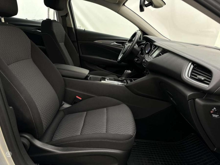 Pelēks Opel Insignia 2020 Viļņa, ar dzinēja tilpumu 1.60 L un nobraukumu 43 tūkst. km par 13300 €, foto 14 vietnē AUTOMOTO.COM.LV