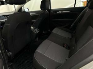 Grey Opel Insignia 2020 in Vilnius, with an engine capacity of 1.60 L and mileage of 43 thousand km for 13300 €, photo 12 on AUTOMOTO.COM.LV