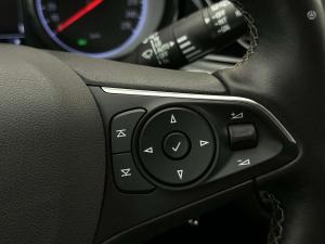 Grey Opel Insignia 2020 in Vilnius, with an engine capacity of 1.60 L and mileage of 43 thousand km for 13300 €, photo 22 on AUTOMOTO.COM.LV