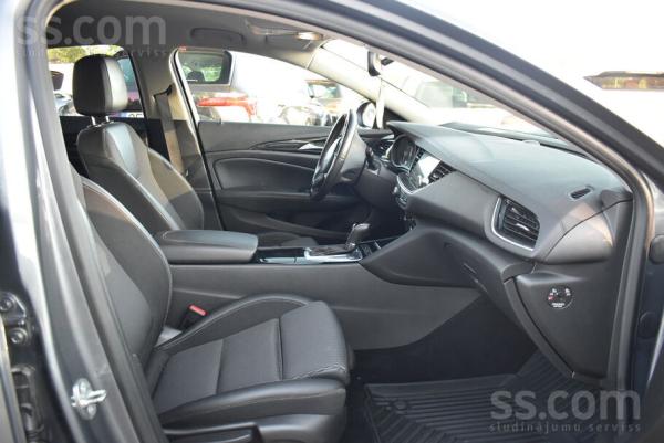 Pelēks Opel Insignia 2021 Kuldīga, ar dzinēja tilpumu 2.00 L un nobraukumu 0 tūkst. km par 15550 €, foto 5 vietnē AUTOMOTO.COM.LV