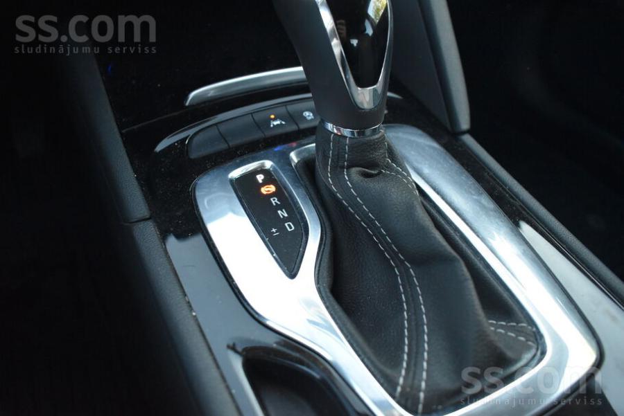 Pelēks Opel Insignia 2021 Kuldīga, ar dzinēja tilpumu 2.00 L un nobraukumu 0 tūkst. km par 15550 €, foto 9 vietnē AUTOMOTO.COM.LV
