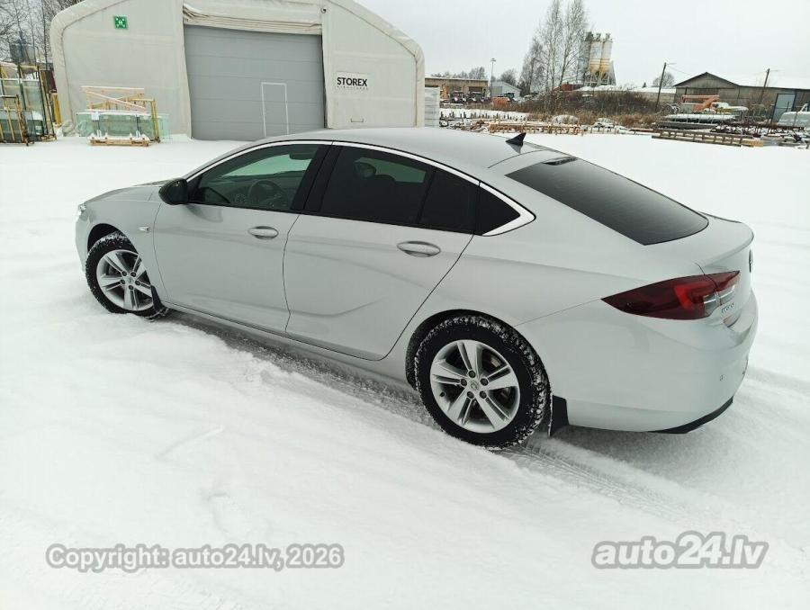 Grey Opel Insignia 2022 in Tartu, with an engine capacity of 2.00 L and mileage of 55 thousand km for 24676 €, photo 3 on AUTOMOTO.COM.LV