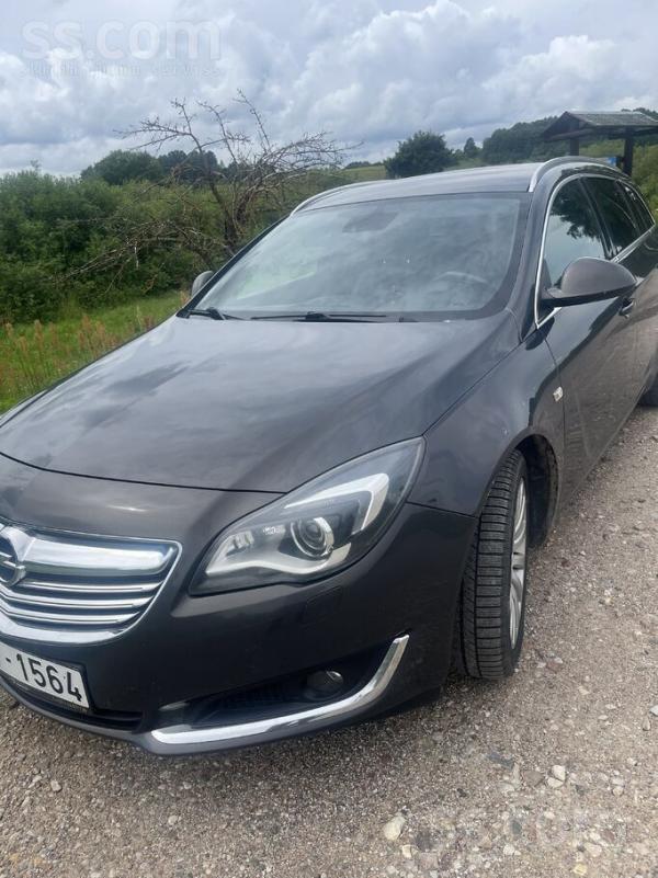 Grey Opel Insignia 2014 in Liepaja, with an engine capacity of 2.00 L and mileage of 380 thousand km for 4200 €, photo 8 on AUTOMOTO.COM.LV
