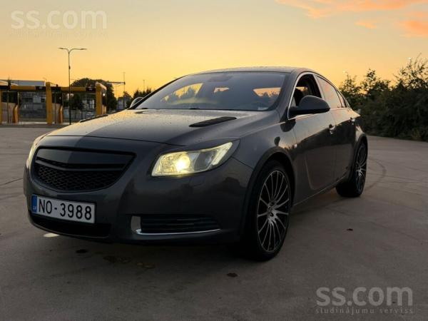 Pelēks Opel Insignia 2008 Saldus, ar dzinēja tilpumu 2.00 L un nobraukumu 287 tūkst. km par 3400 €, foto 1 vietnē AUTOMOTO.COM.LV