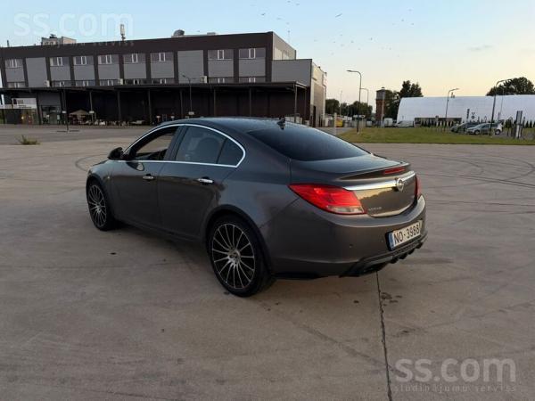 Pelēks Opel Insignia 2008 Saldus, ar dzinēja tilpumu 2.00 L un nobraukumu 287 tūkst. km par 3400 €, foto 3 vietnē AUTOMOTO.COM.LV