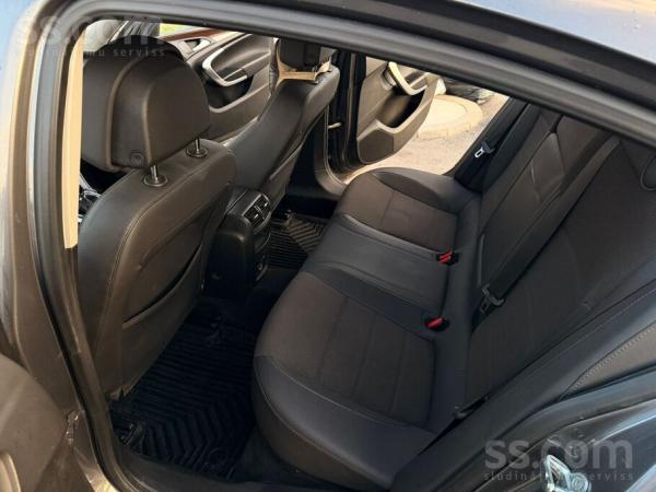 Pelēks Opel Insignia 2008 Saldus, ar dzinēja tilpumu 2.00 L un nobraukumu 287 tūkst. km par 3400 €, foto 7 vietnē AUTOMOTO.COM.LV