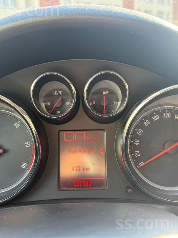 Pelēks Opel Insignia 2008 Saldus, ar dzinēja tilpumu 2.00 L un nobraukumu 287 tūkst. km par 3400 €, foto 8 vietnē AUTOMOTO.COM.LV