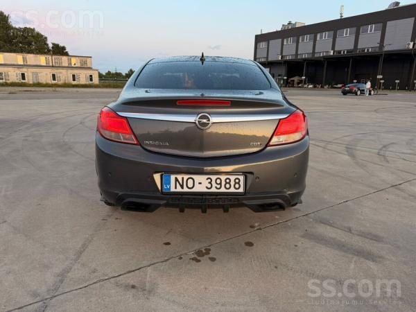 Pelēks Opel Insignia 2008 Saldus, ar dzinēja tilpumu 2.00 L un nobraukumu 287 tūkst. km par 3400 €, foto 10 vietnē AUTOMOTO.COM.LV