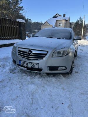 Grey Opel Insignia 2009 in Vilnius, with an engine capacity of 2.00 L and mileage of 246 thousand km for 1500 €, photo  on AUTOMOTO.COM.LV