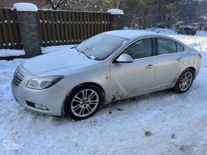 Pelēks Opel Insignia 2009 Viļņa, ar dzinēja tilpumu 2.00 L un nobraukumu 246 tūkst. km par 1500 €, foto 2 vietnē AUTOMOTO.COM.LV
