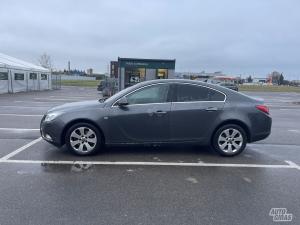 Grey Opel Insignia 2009 in Kaunas, with an engine capacity of 2.00 L and mileage of 280 thousand km for 3100 €, photo 3 on AUTOMOTO.COM.LV