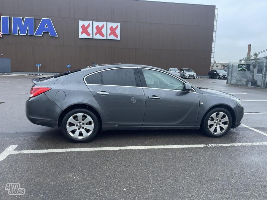 Grey Opel Insignia 2009 in Kaunas, with an engine capacity of 2.00 L and mileage of 280 thousand km for 3100 €, photo 4 on AUTOMOTO.COM.LV