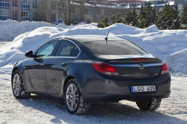Pelēks Opel Insignia 2009 Šauļi, ar dzinēja tilpumu 1.96 L un nobraukumu 290 tūkst. km par 3200 €, foto 3 vietnē AUTOMOTO.COM.LV