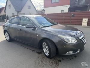 Pelēks Opel Insignia 2009 Kauņa, ar dzinēja tilpumu 1.80 L un nobraukumu 306 tūkst. km par 2500 €, foto 4 vietnē AUTOMOTO.COM.LV