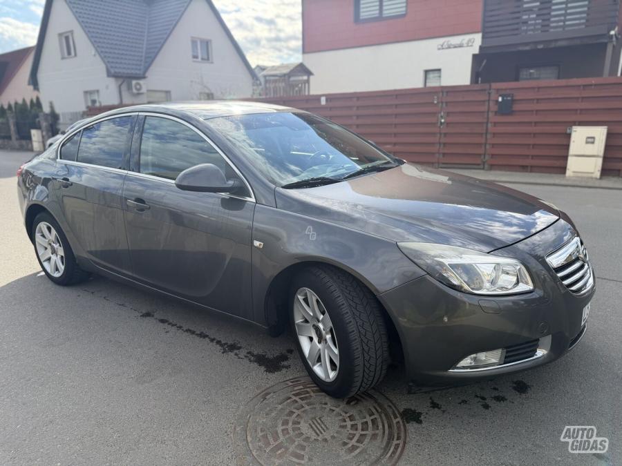 Pelēks Opel Insignia 2009 Kauņa, ar dzinēja tilpumu 1.80 L un nobraukumu 306 tūkst. km par 2500 €, foto 4 vietnē AUTOMOTO.COM.LV