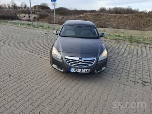 Pelēks Opel Insignia 2009 Daugavpils, ar dzinēja tilpumu 2.00 L un nobraukumu 299 tūkst. km par 2900 €, foto 3 vietnē AUTOMOTO.COM.LV