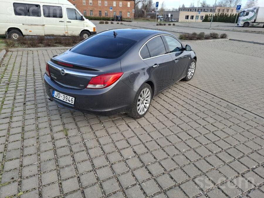 Pelēks Opel Insignia 2009 Daugavpils, ar dzinēja tilpumu 2.00 L un nobraukumu 299 tūkst. km par 2900 €, foto 5 vietnē AUTOMOTO.COM.LV