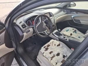 Pelēks Opel Insignia 2009 Daugavpils, ar dzinēja tilpumu 2.00 L un nobraukumu 299 tūkst. km par 2900 €, foto 6 vietnē AUTOMOTO.COM.LV