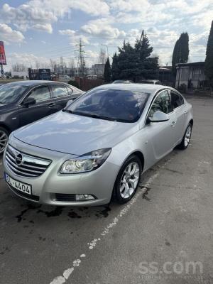 Pelēks Opel Insignia 2009 Rīga, ar dzinēja tilpumu 2.00 L un nobraukumu 188 tūkst. km par 3000 €, foto 3 vietnē AUTOMOTO.COM.LV